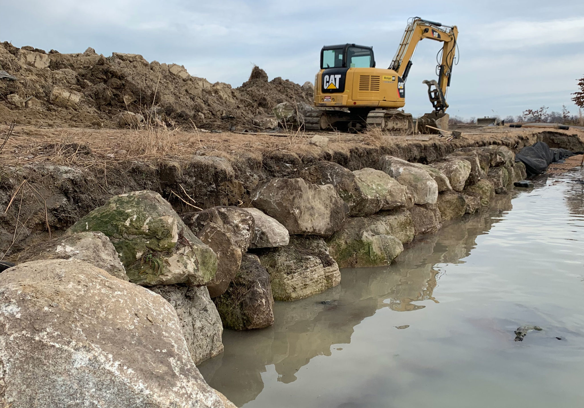 Seawalls - Water's Edge Dock and Hoist
