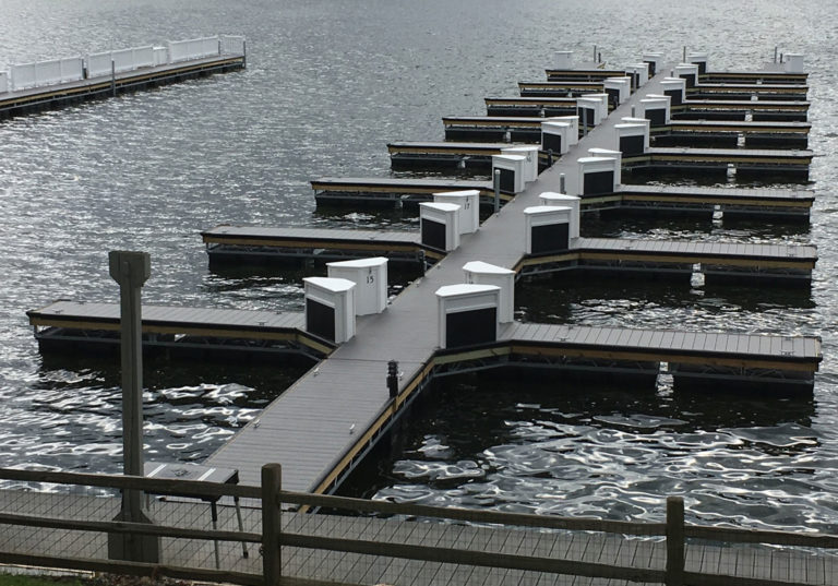 Docks - Water's Edge Dock and Hoist