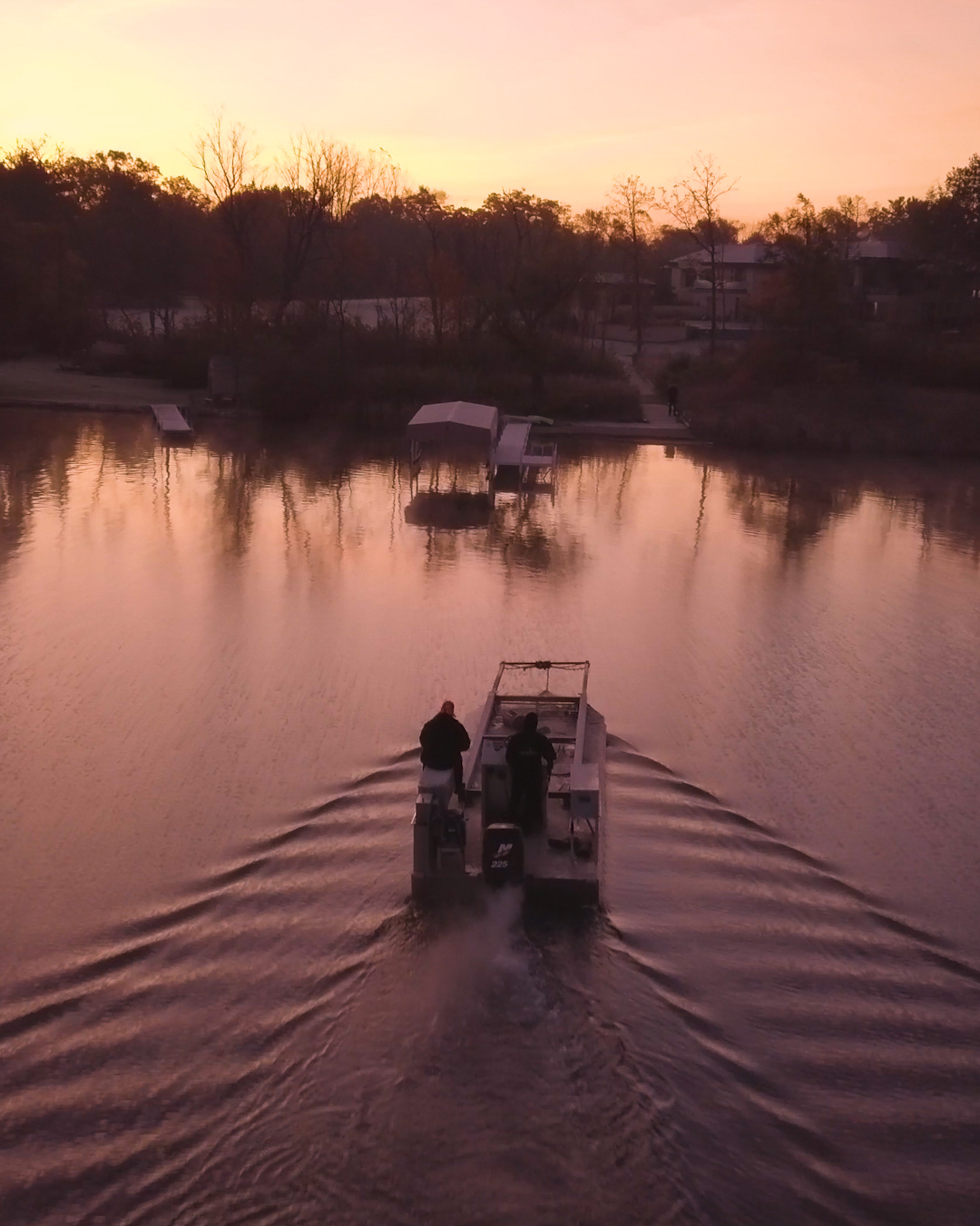 New Hudson, Michigan - Water's Edge Dock and Hoist