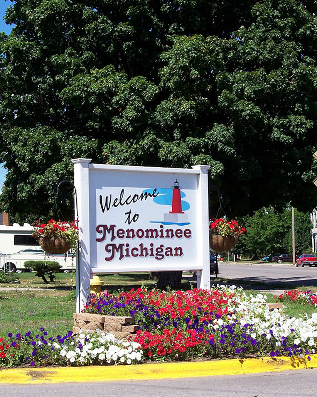 Menominee, Michigan - Water's Edge Dock and Hoist